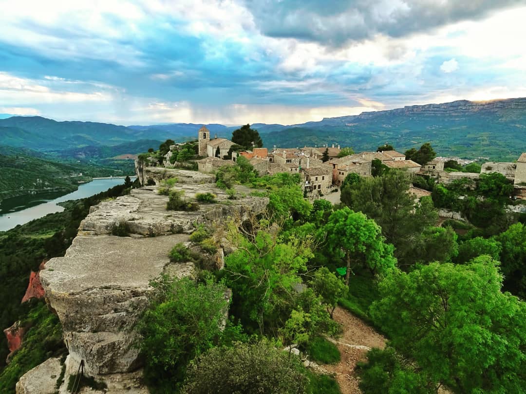 Siurana, le village catalan qui renonce à être le plus beau | Mint Magazine